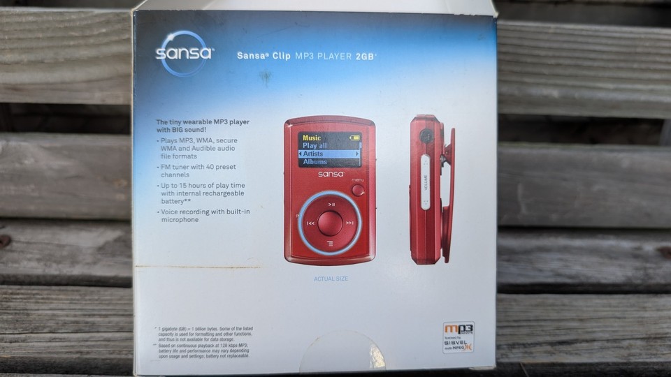 SanDisk Sansa - MP3 Player 2GB - RED - original box and paperwork ...