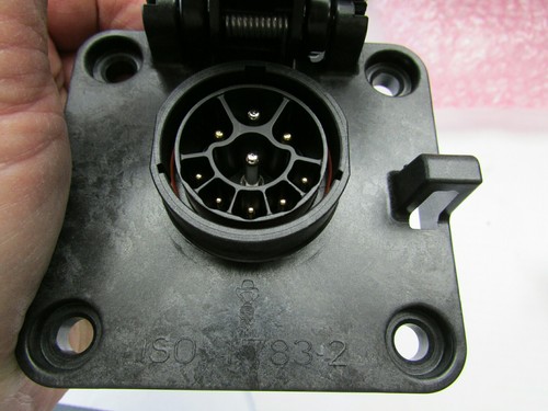 New John Deere ISOBUS 11783-2 Electrical Connector Outlet 4+4 to 9-Pin ...