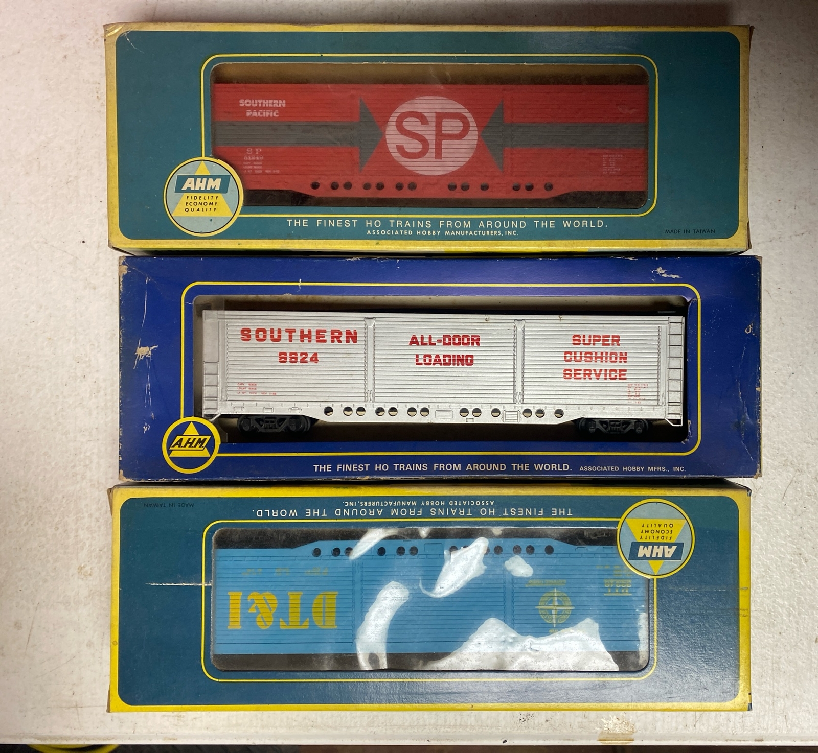 AHM HO Scale Mixed Lot of 3 BN Rolling Stock Train, THE FINEST HO ...