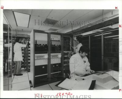1983 Press Photo Northern Telecom PBX switching system at Combined ...