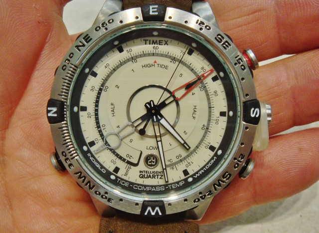 Timex Intelligent Quartz Compass Chronograph Off-white Dial Men's Watch ...