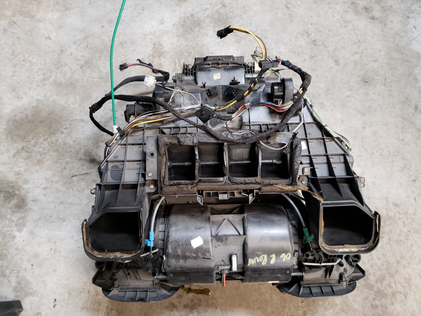 2006-2008 Land Rover Range Rover L322 Heater Core Blower Motor | OEM