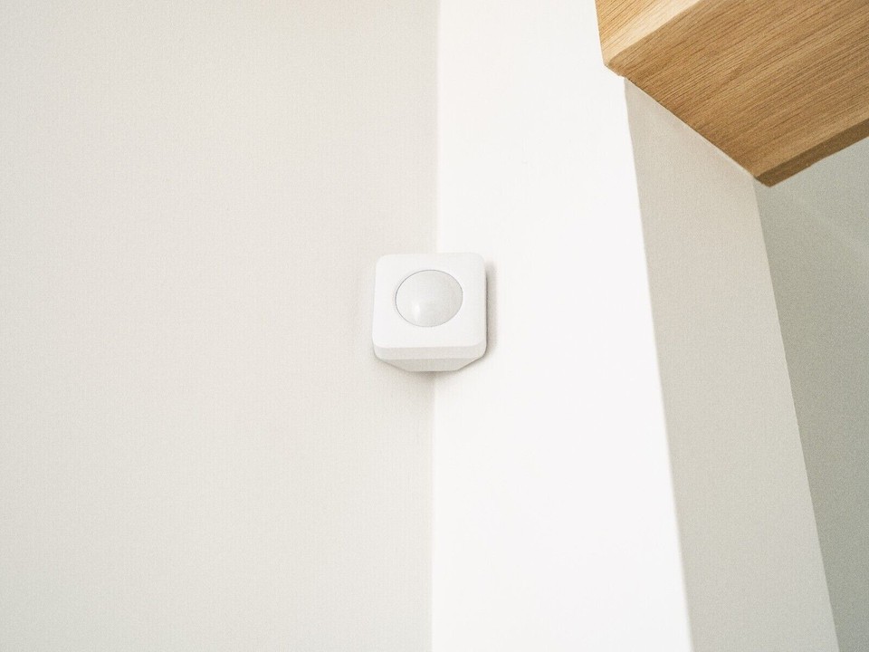 SimpliSafe 6 Piece Wireless Home Security System - White | eBay