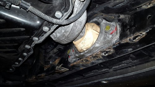 2x ORIGINAL AUDI A6 C6 2005-2011 ENGINE SUPPORT STOP BUFFERS 4F0199339 ...