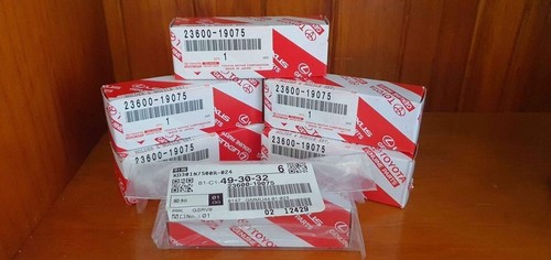 Genuine NEW Toyota 1hz Injector - holder & nozzle set (23600-19075) | eBay