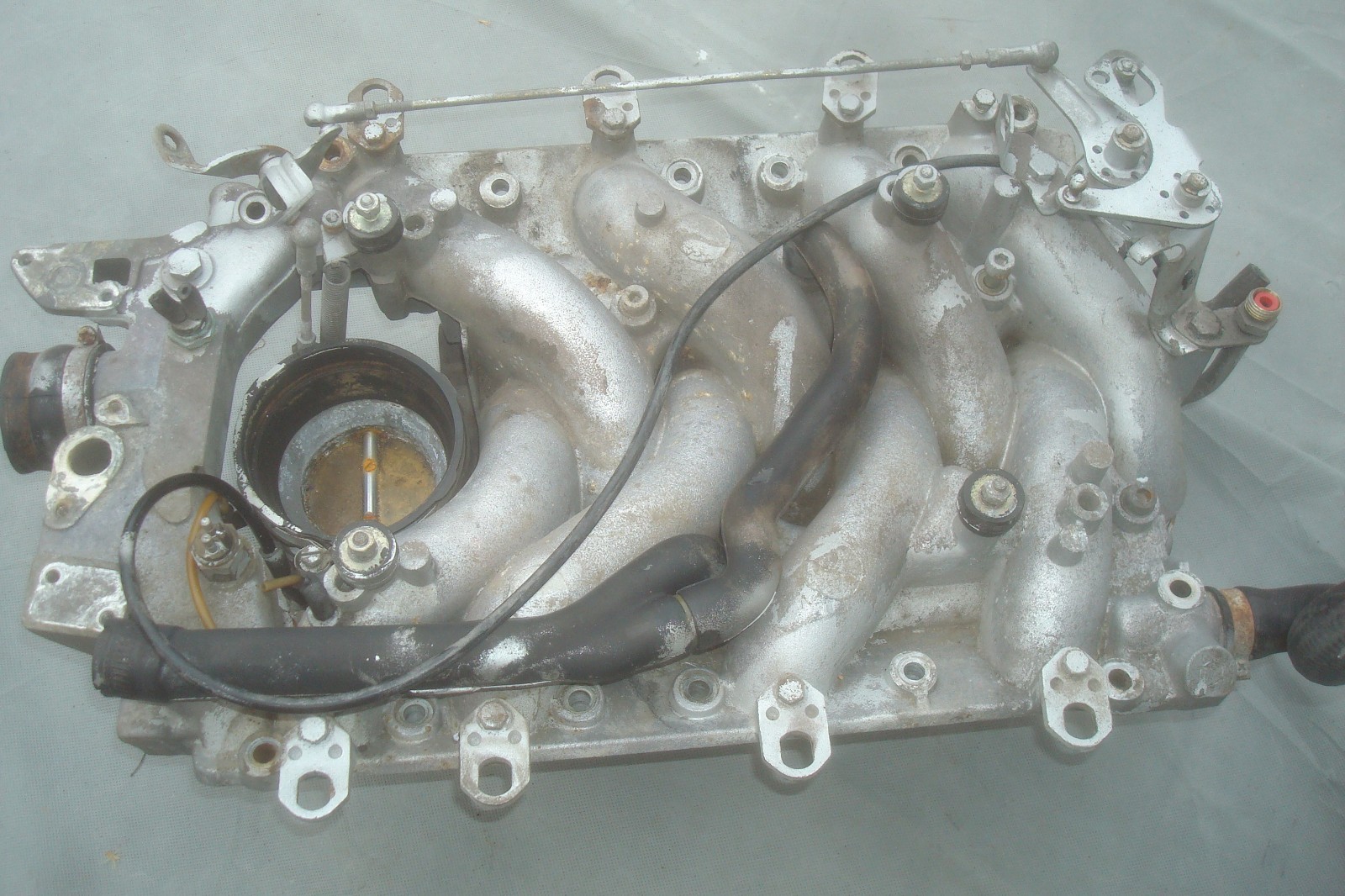 Mercedes 107 w116 Intake Air Manifold M117 Engine 1171412101 & Throttle ...