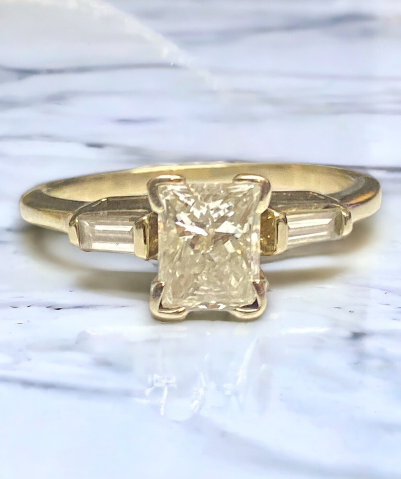 Beautiful 18k White Gold Natural Diamond Engagement Ring Size 7.5! | eBay