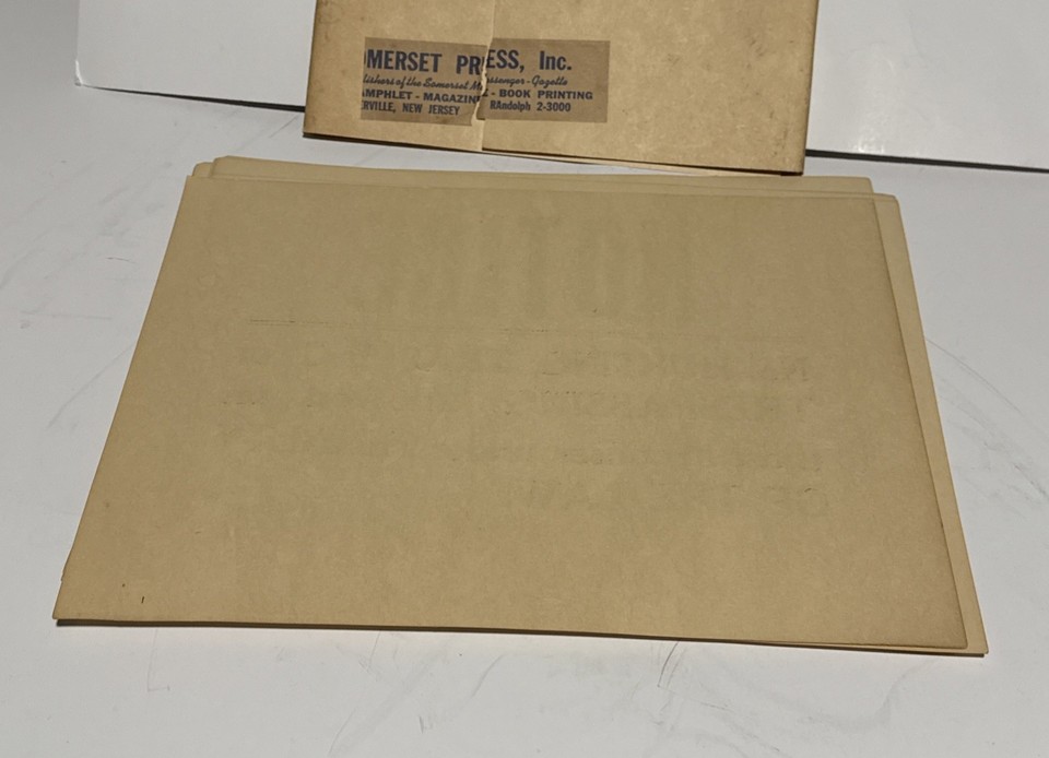 14 Vintage NO HUNTING OR TRESPASSING PAPER CARDBOARD SIGNS | eBay