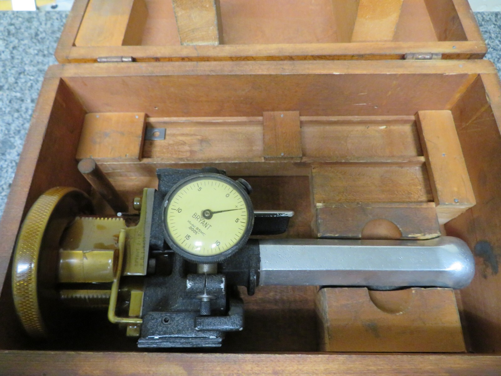 Bryant/Ex-cell-o 2-12/.0005" Internal thread Gage in wood case – PN43 ...