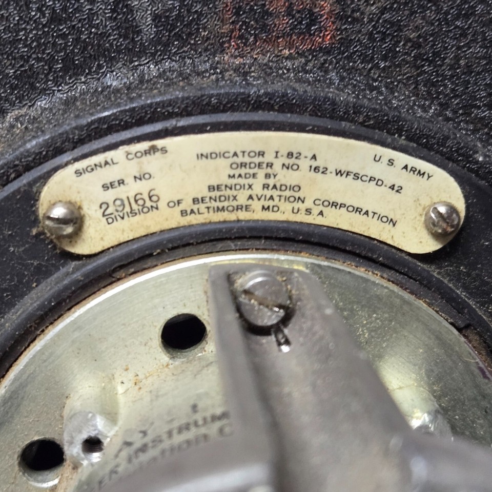 U.S. Army Signal Corps Aircraft Radio Compass Indicator I-82-A - Bendix ...