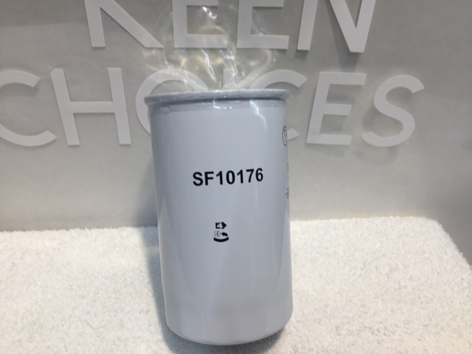 WIX WF10176 - Fuel filter cross reference