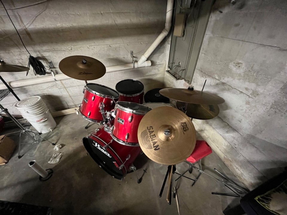 Pearl 5-Piece Complete Drum Set with Cymbals - Red Wine + Zildjian ...