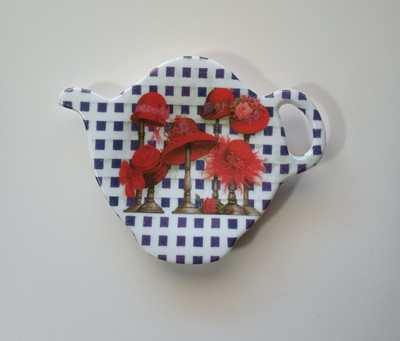 Garden Party Floral Red Hat Tea Bag Holder Spoon Rest Tea Pot Shape 🫖 ...