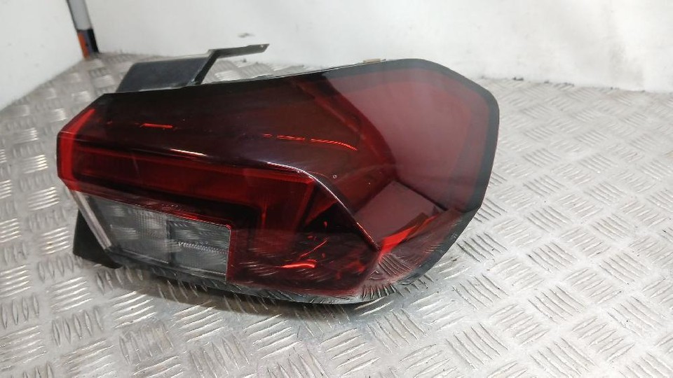 9829317280 feu arrière droit pour OPEL CORSA F (P2JO) 1.2 (68) 2019 ...