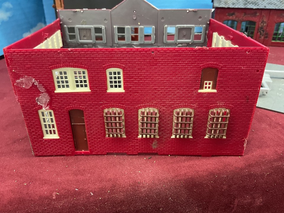 3 COMMERCIAL AND INDUSTRIAL HO SCALE BUILDINGS KIT BASH FIX IT UP | eBay