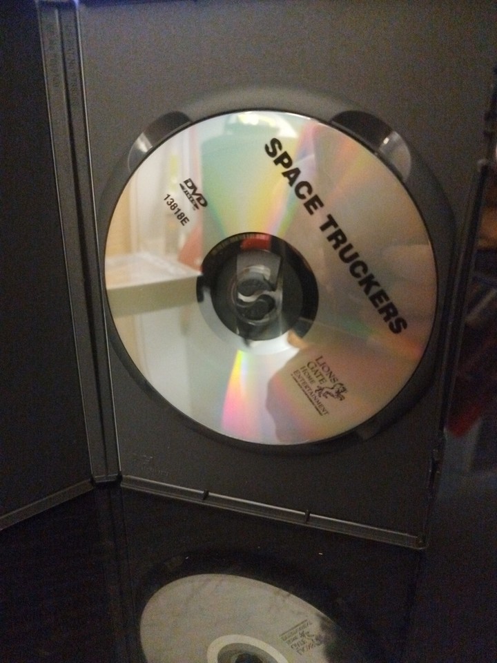 Space Truckers (DVD, 1996, Tim Loane, Ian Beattie, Olwen Fouér) *RARE ...