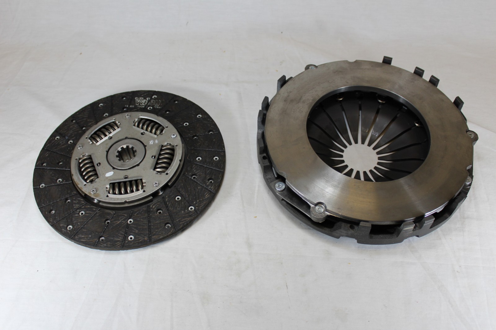 Ferrari NEW Clutch Assembly 456 512 550 575 612 Factory OEM P/N 194775 ...