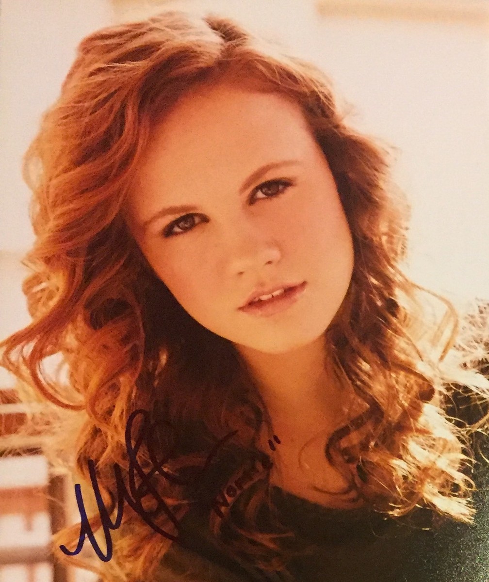 Mackenzie Lintz Under The Dome