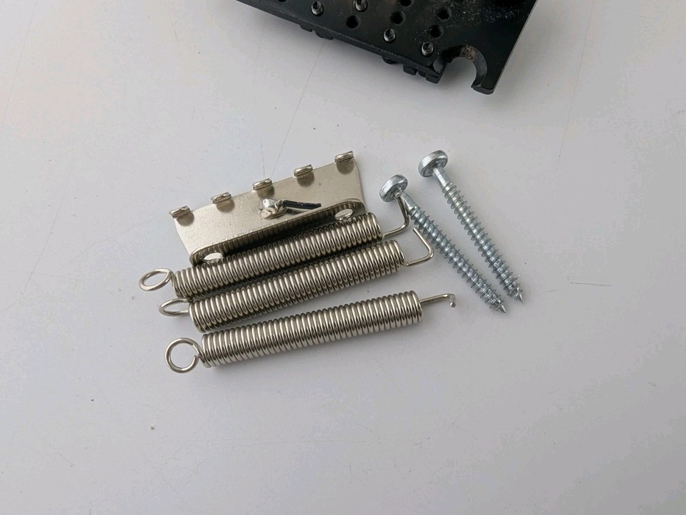 Jackson JS32 Licensed Floyd Rose Tremolo Black 32mm Block | eBay