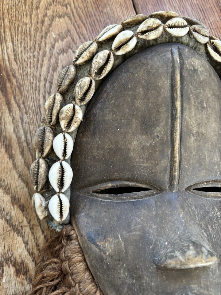 Vintage Hand Made African Ivory Coast Tribal Spirit Dan mask - Raffia ...