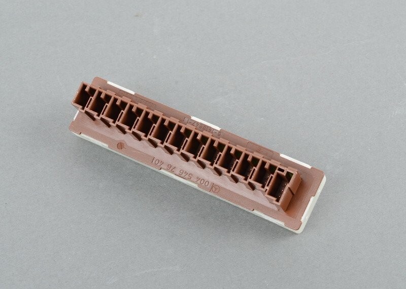MERCEDES BENZ Distributor Block Connector A0045467640 A0045468540 for ...