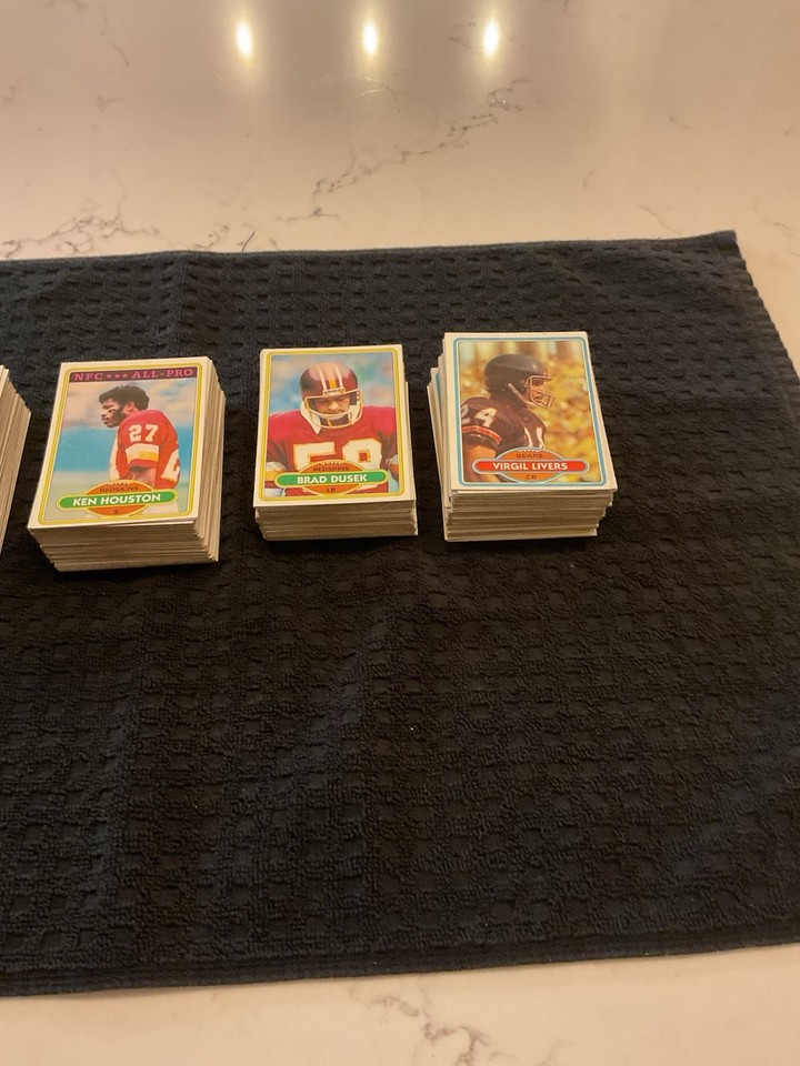 1981 Topps Football Cards, Lot Of 180, Good Condition | eBay