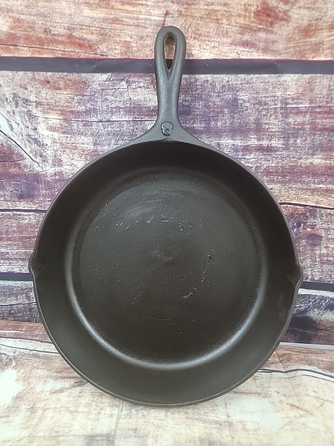 Vintage Unmarked Raised No. 8 Cast Iron Skillet w/ Gate Mark, Double ...
