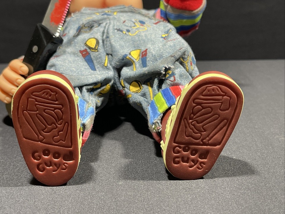 Chucky Action Figure 15" Childs Play Talking Scarred Chucky Doll Mezco ...