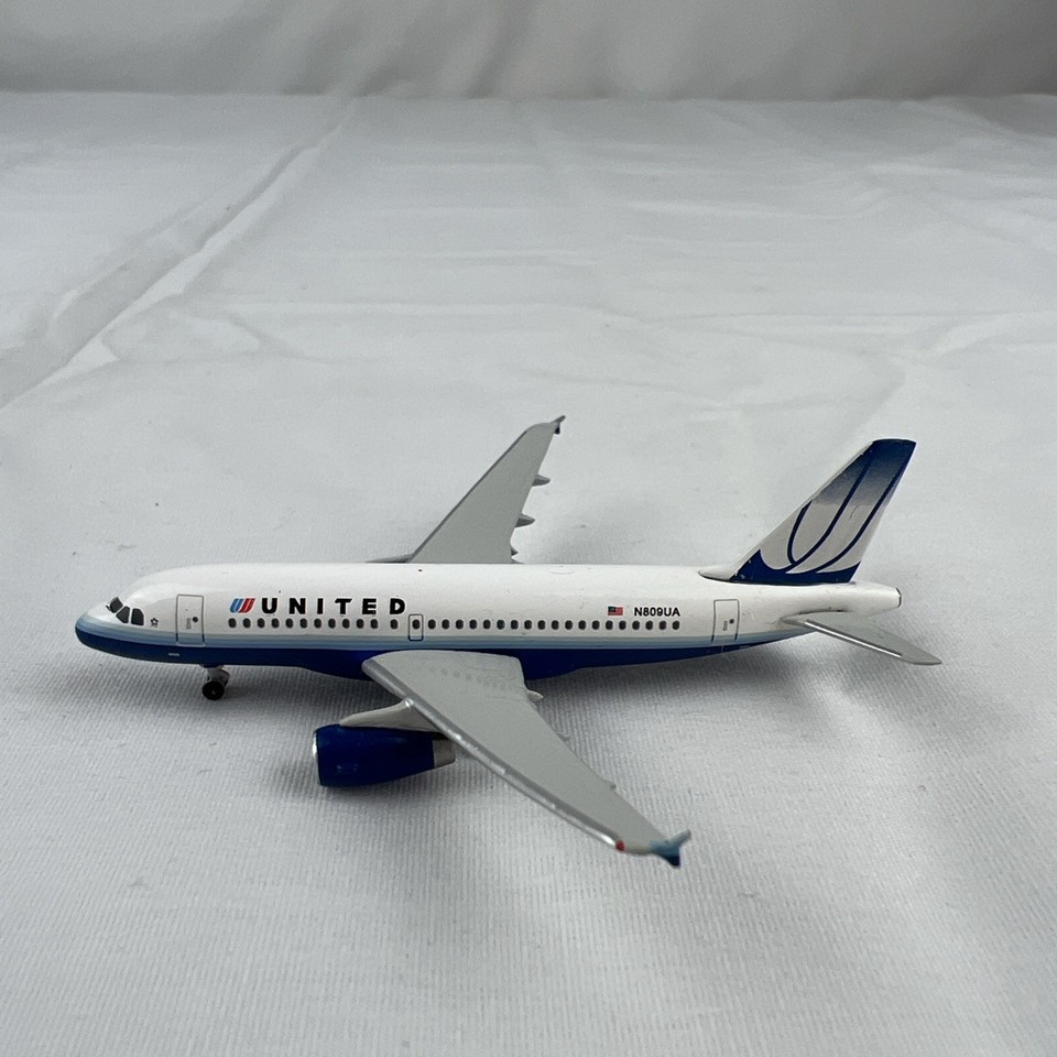 herpa 1:500 miniaturmodelle united Airbus A319 517911 N809UA | eBay