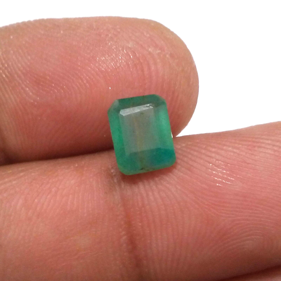 Fabulous Nice 2.35 Crt Green Zambian Emerald Faceted Emerald Cut Loose ...