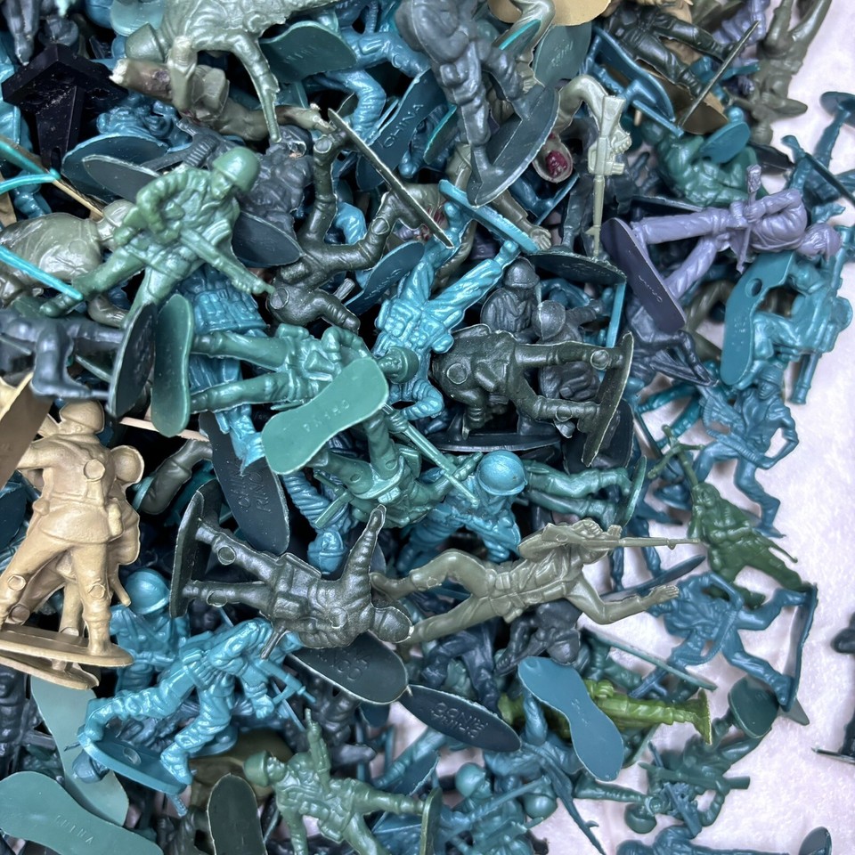 Lot of 450 Green Plastic Mini Army Men 1" Inch Bulk Action Figures Toy ...