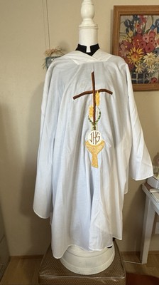 White Clergy Vestment Chasuble with Cross, Wheat, & IHS Monogram. No ...