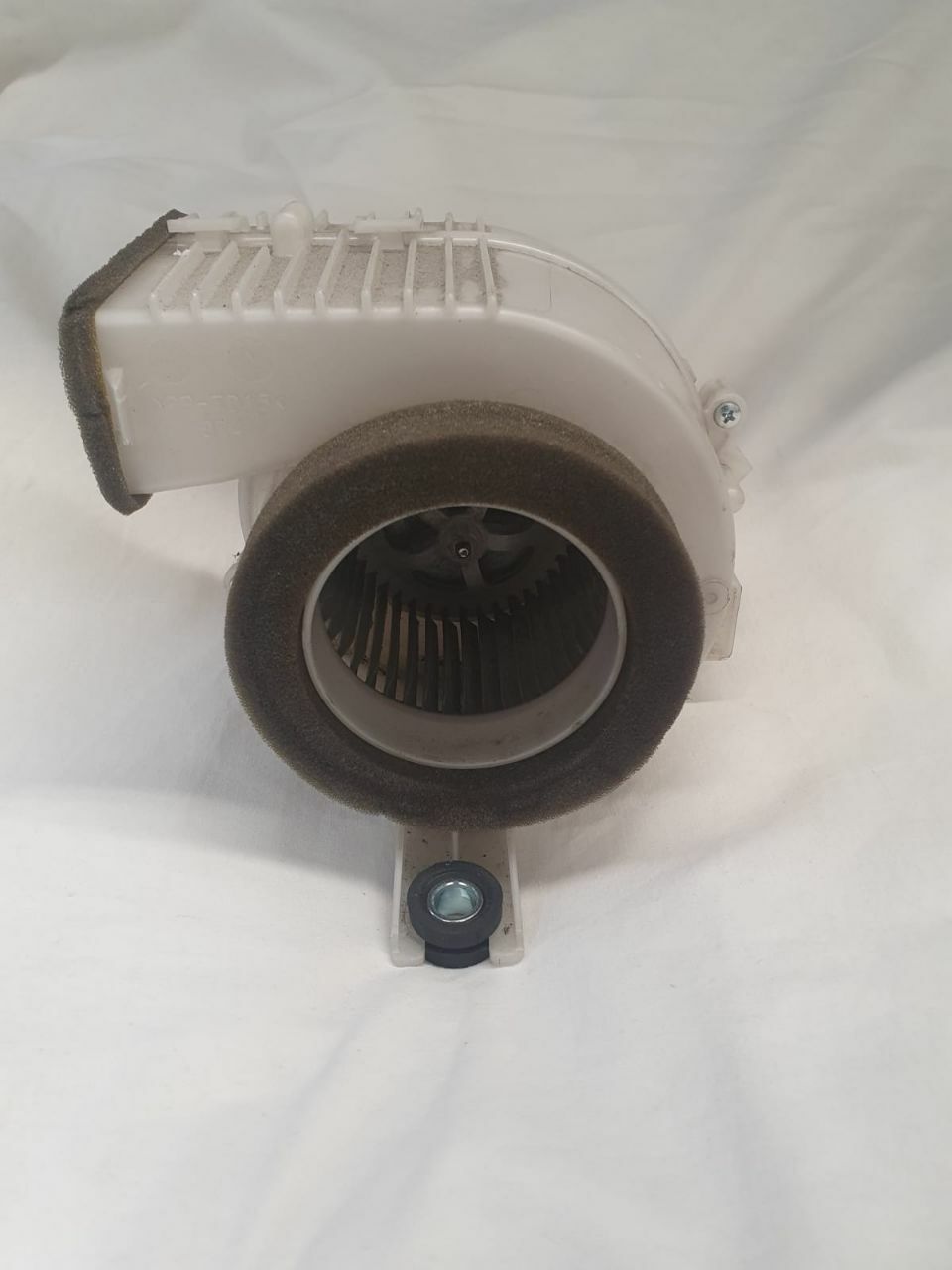 Toyota Auris Hybrid Battery Cooler Fan Blower G9230-12010 | eBay