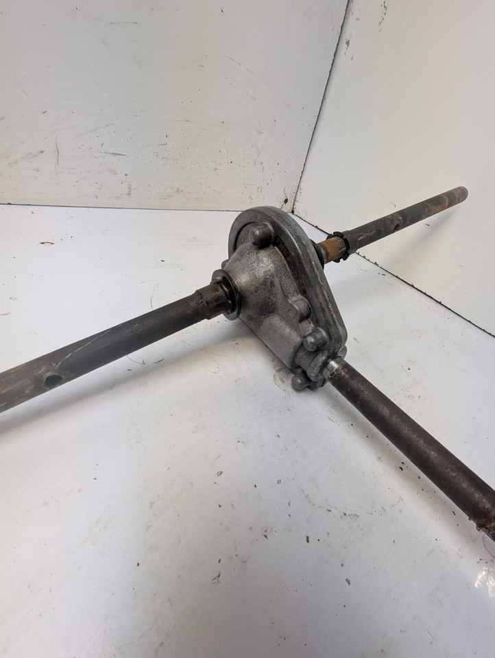 MTD 5/24 Snowblower Auger Gear Box and Shaft 717-0526 711-1020 618-0124 ...