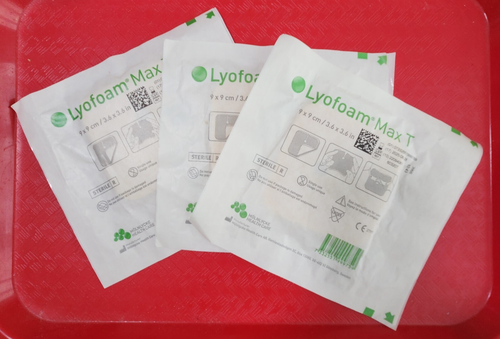 3 Molnlycke Lyofoam Max T Foam Dressing 3.6x3.6 Highly Absorbent Skin ...