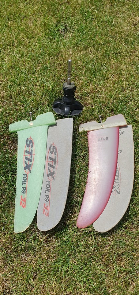 F2 AXXIS 272 Windsurf Board complete With Fins And Mast Base | eBay UK