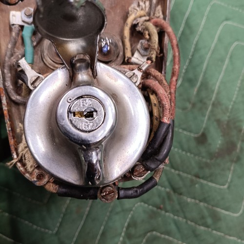 STOCK HARLEY PANHEAD 3-LIGHT POLICE DASH PLATE WITH WIRING HARNESS ...