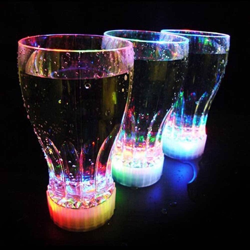 LED Light Up Flashing Drinking Cup Coke Shot Bar Club Party Beer Drink ...