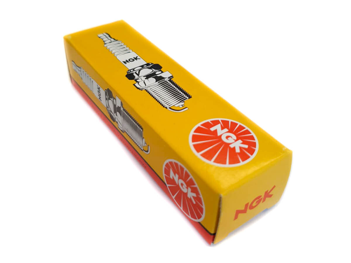 Service Kit For Yamaha RS 100 DX 1979-1980 (Oil & Spark Plug) | eBay