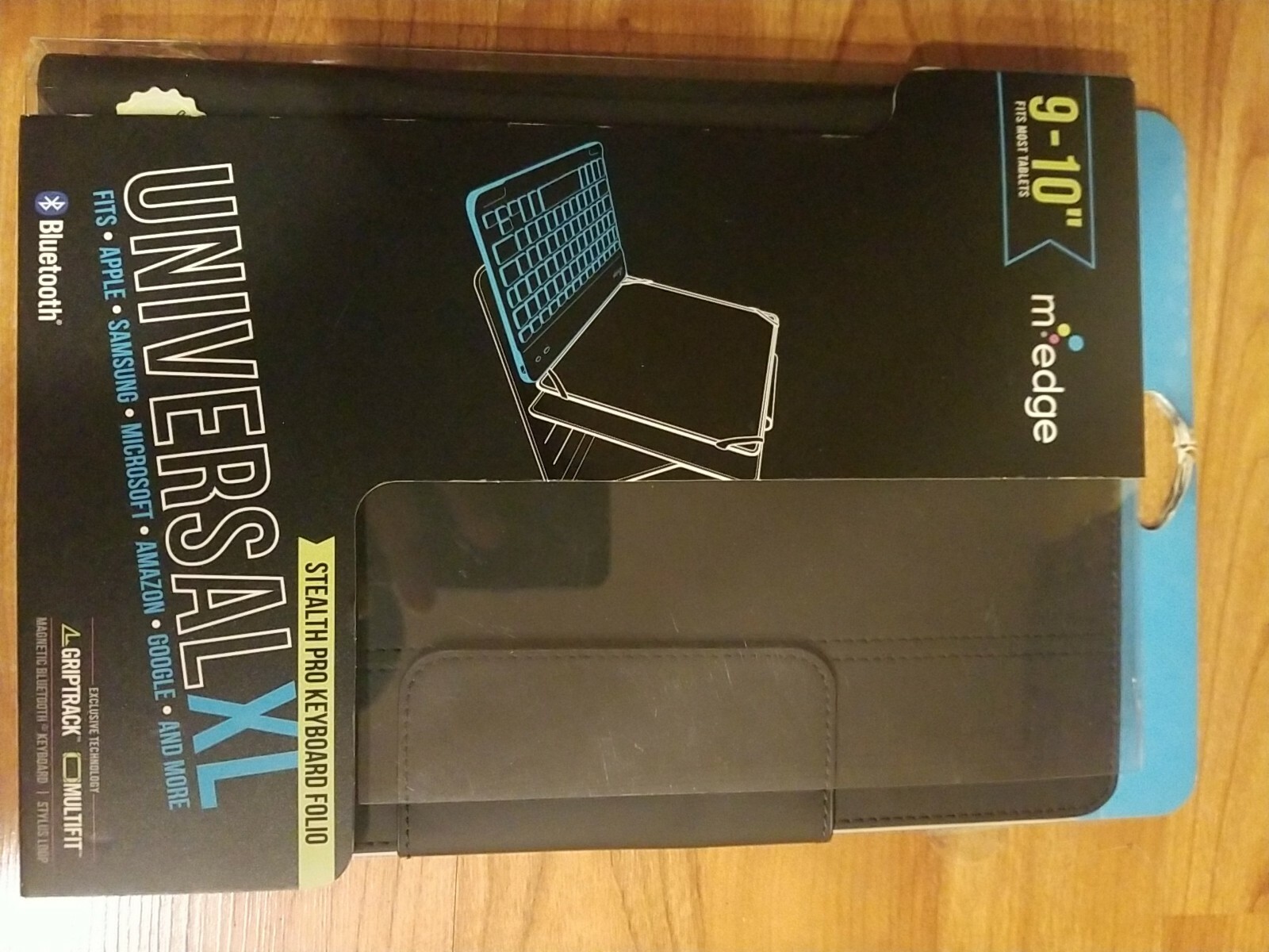 MEDGE Stealth Universal XL Magnetic Closure Folio w/Keyboard 9-10 ...