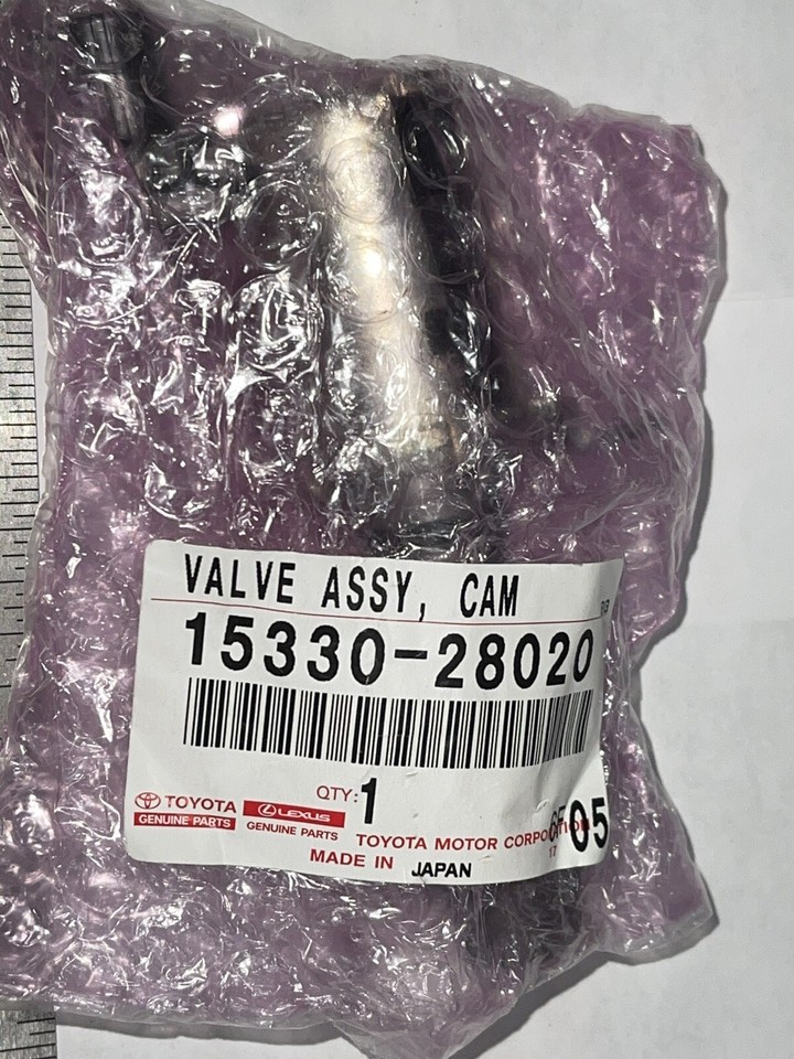 Toyota Camshaft Timing Oil Control Valve Assembly 15330-28020 *LXXX5-34 ...