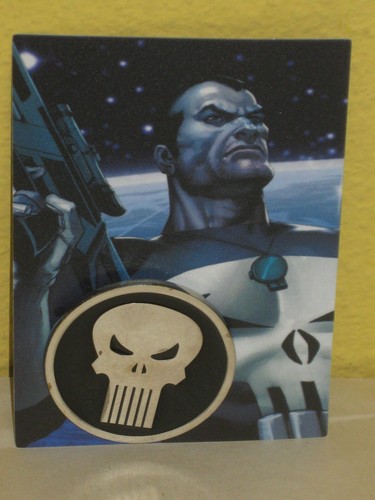 THE PUNISHER - Marvel Jumbo Metal Pin - EMBOSSED RARE Collector Card ...