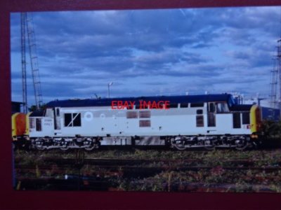 PHOTO BR CLASS 37 DIESEL LOCO NO 37608 EPS LIVERY | eBay UK