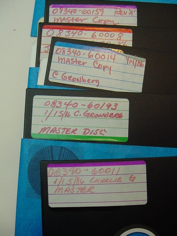 VTG COMMODORE 64 SOFTWARE - 15 FLOPPY DISCS | eBay