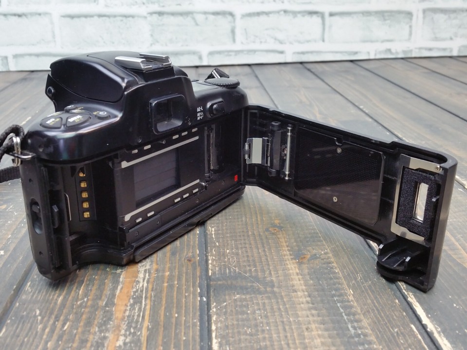 NIKON N6006 AF N 6006 35mm Film Camera Body ONLY - **TURNS ON** | eBay