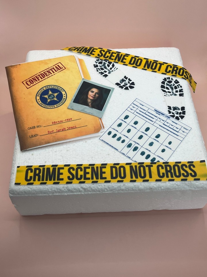 True Crime Junkie Personalised Detective Crime Scene Edible Cake ...