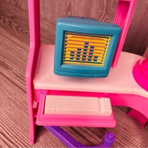 Vintage 90s retro 1990s Barbie Home Office play set w/ fish computer ...