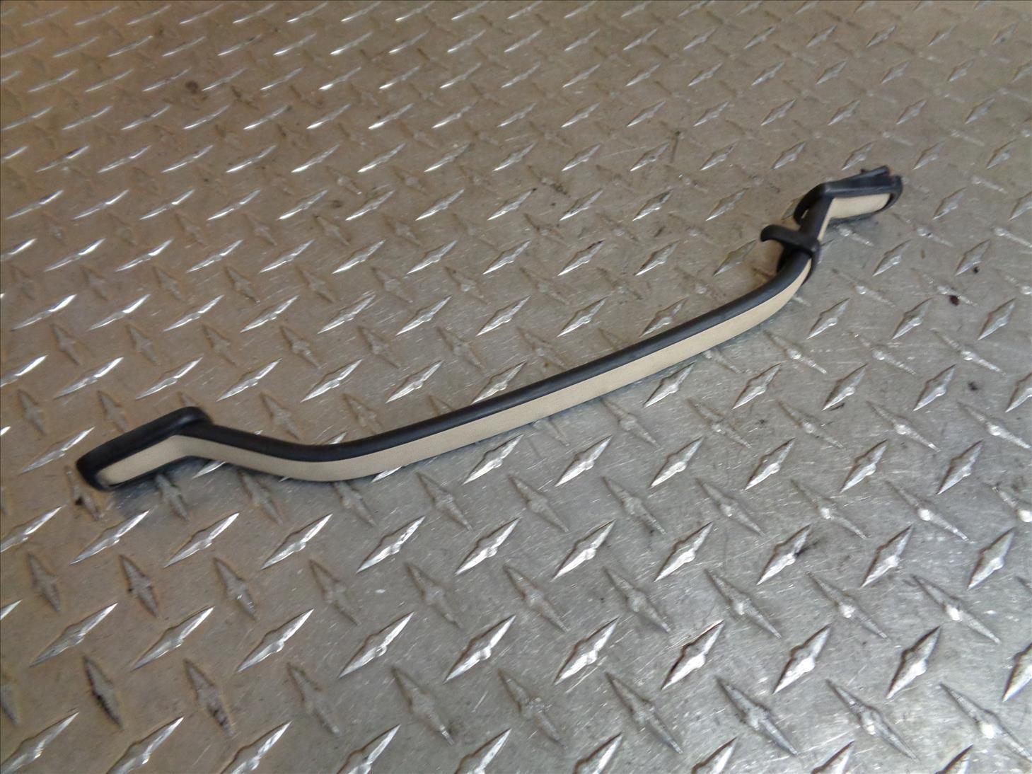 82 MERCEDES 300 D TURBO DIESEL REAR UPPER ROOF GRAB HANDLE BAR #1 OEM ...