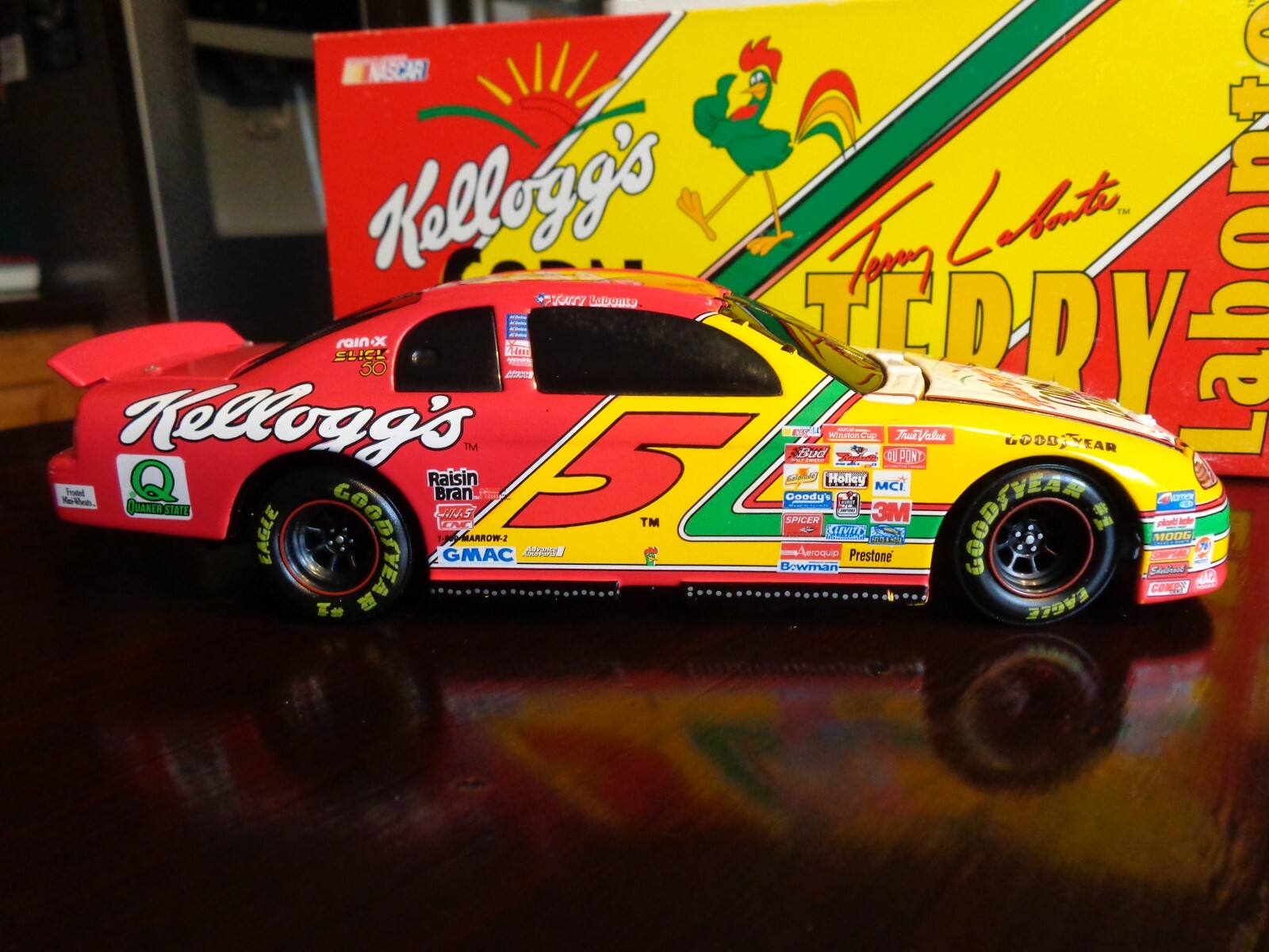1999 CHEVY MONTE CARLO # 5 TERRY LABONTE KELLOGG'S 1/24 BANK ACTION | eBay