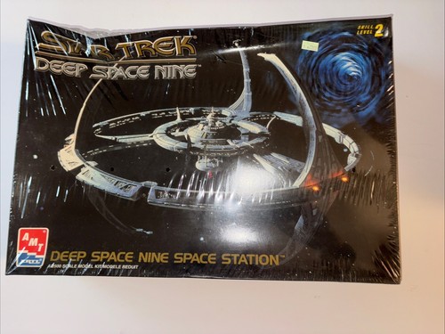 1/2500 Star Trek Deep Space Nine Space Station AMT #8778 Shrink Wrapped ...